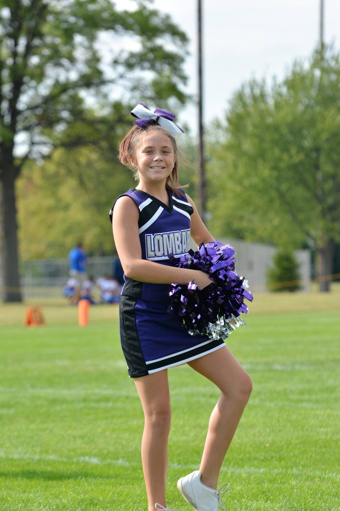Cheerleading – Lombard Falcons Junior Football League